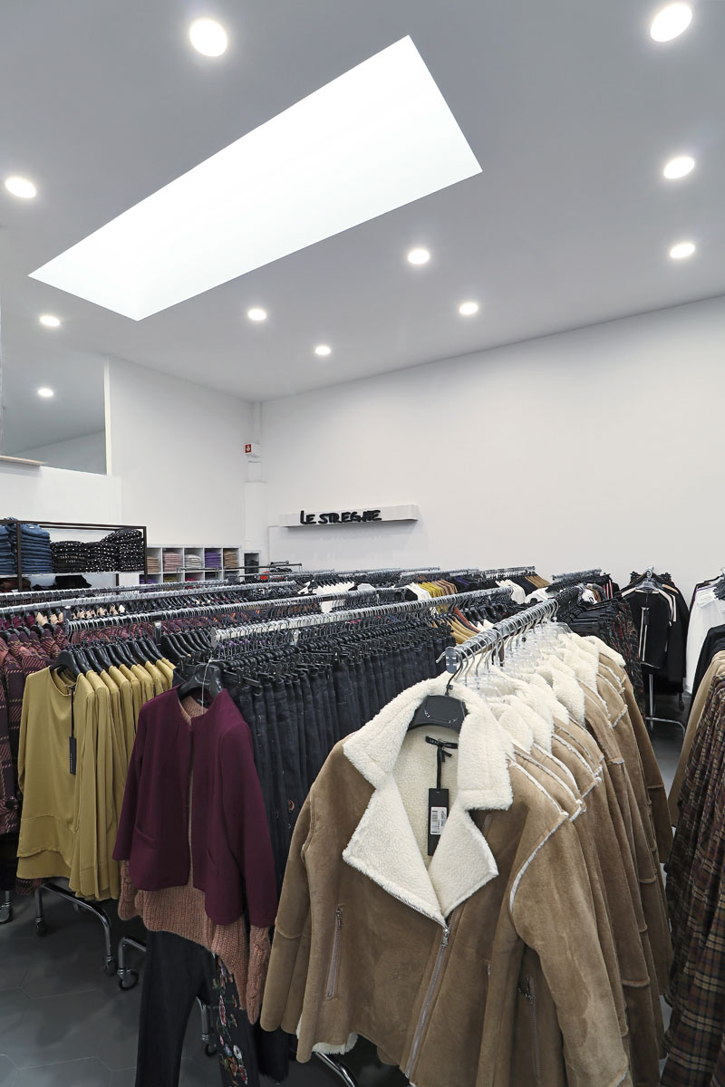 Azienda Le Streghe | Abbigliamento donna giovane e dinamica, Made in ...